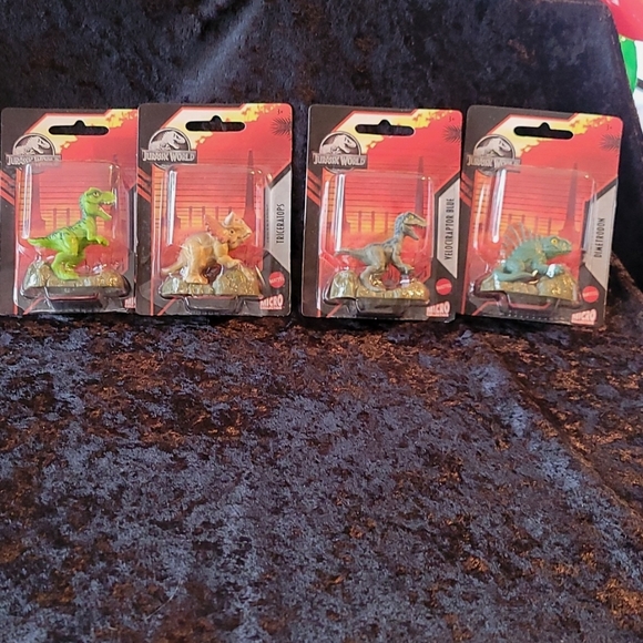 Jurassic World | Toys | Jurassic World Micro Figures Set Of 4 | Poshmark